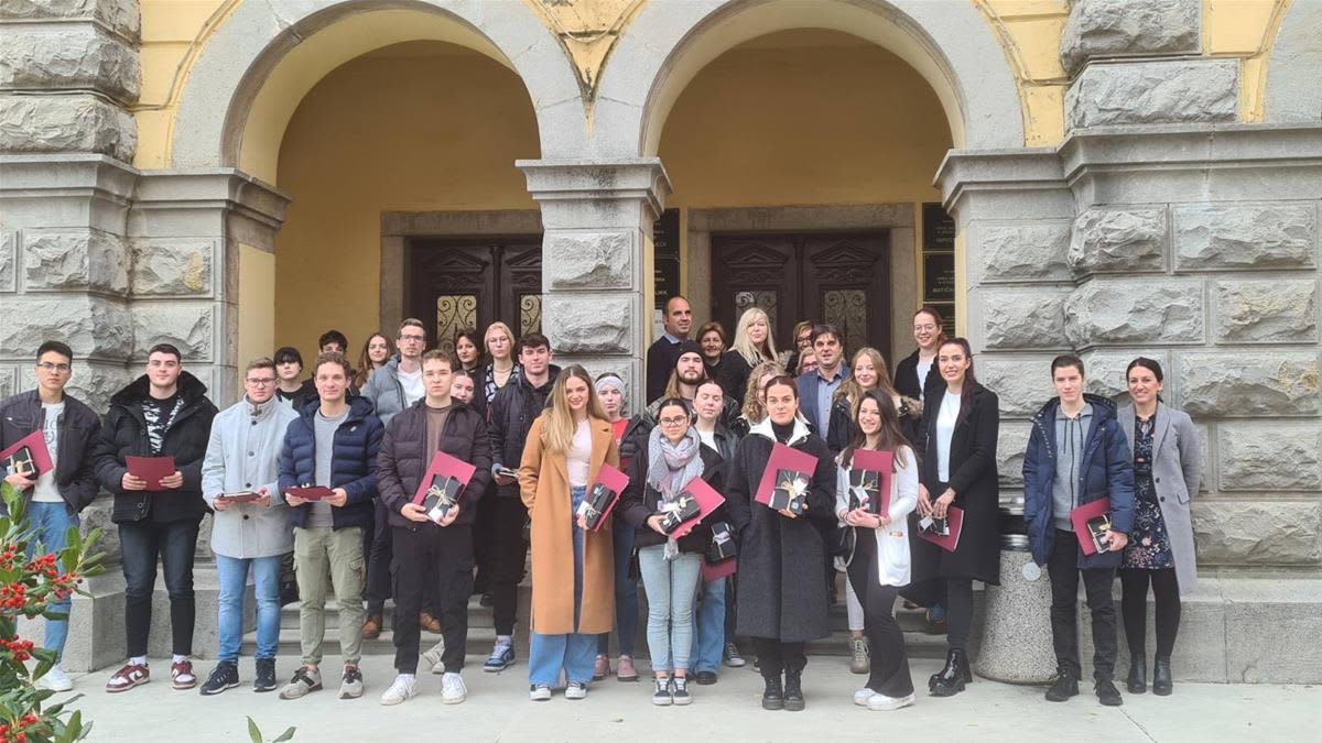 Objavljeni prijedlozi lista stipendista Grada Labina - Istra24