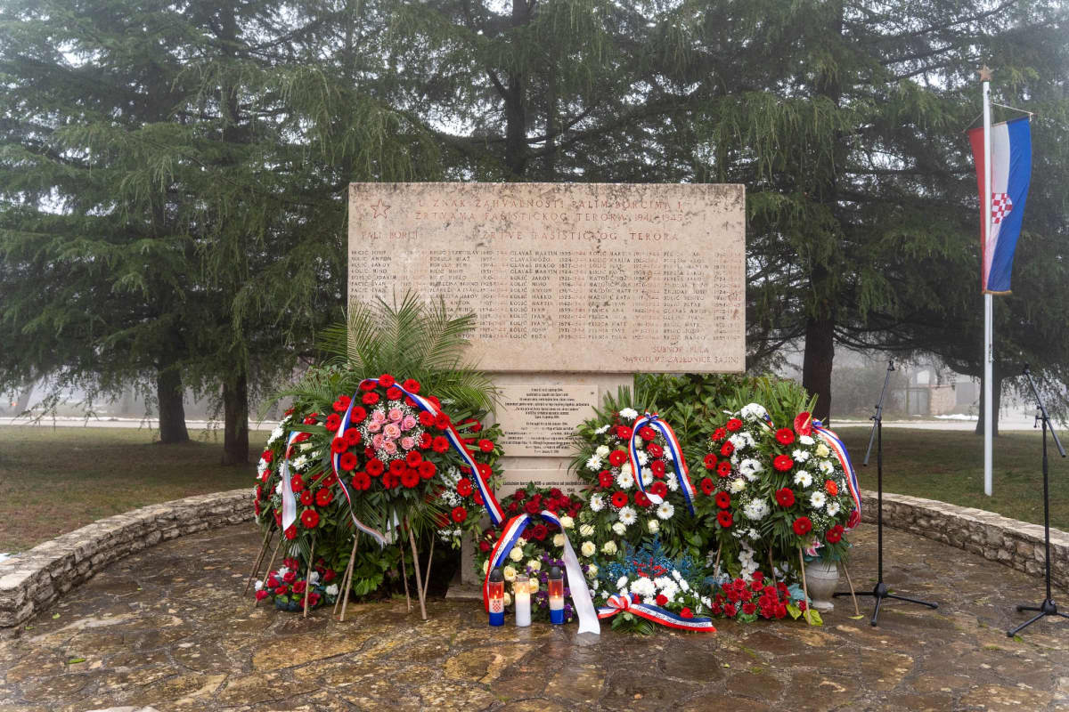 PODSJETNIK I OPOMENA KOLIKO SU NACIZAM I FAŠIZAM ZLOČINAČKE IDEOLOGIJE ...