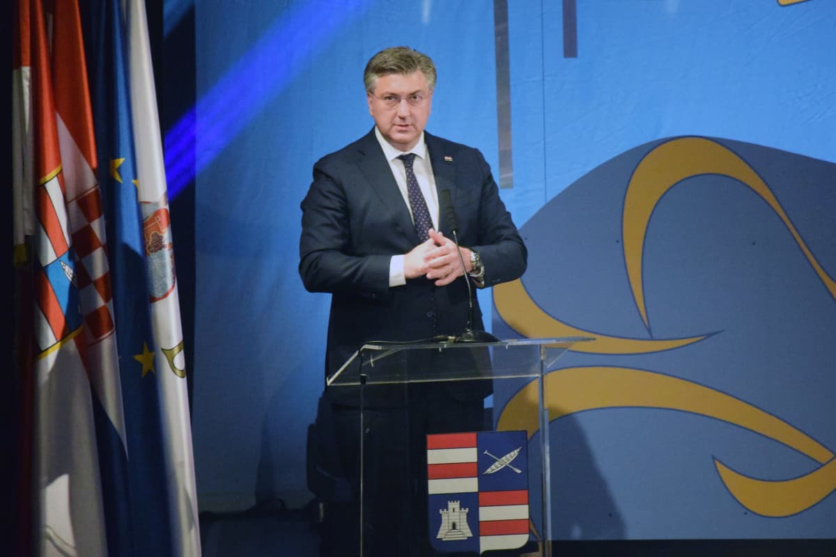 Plenković najavio rast plaća bez oduzimanja novca lokalnoj samoupravi ...