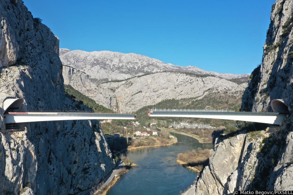 MOST NA RIJECI CETINI - Istra24