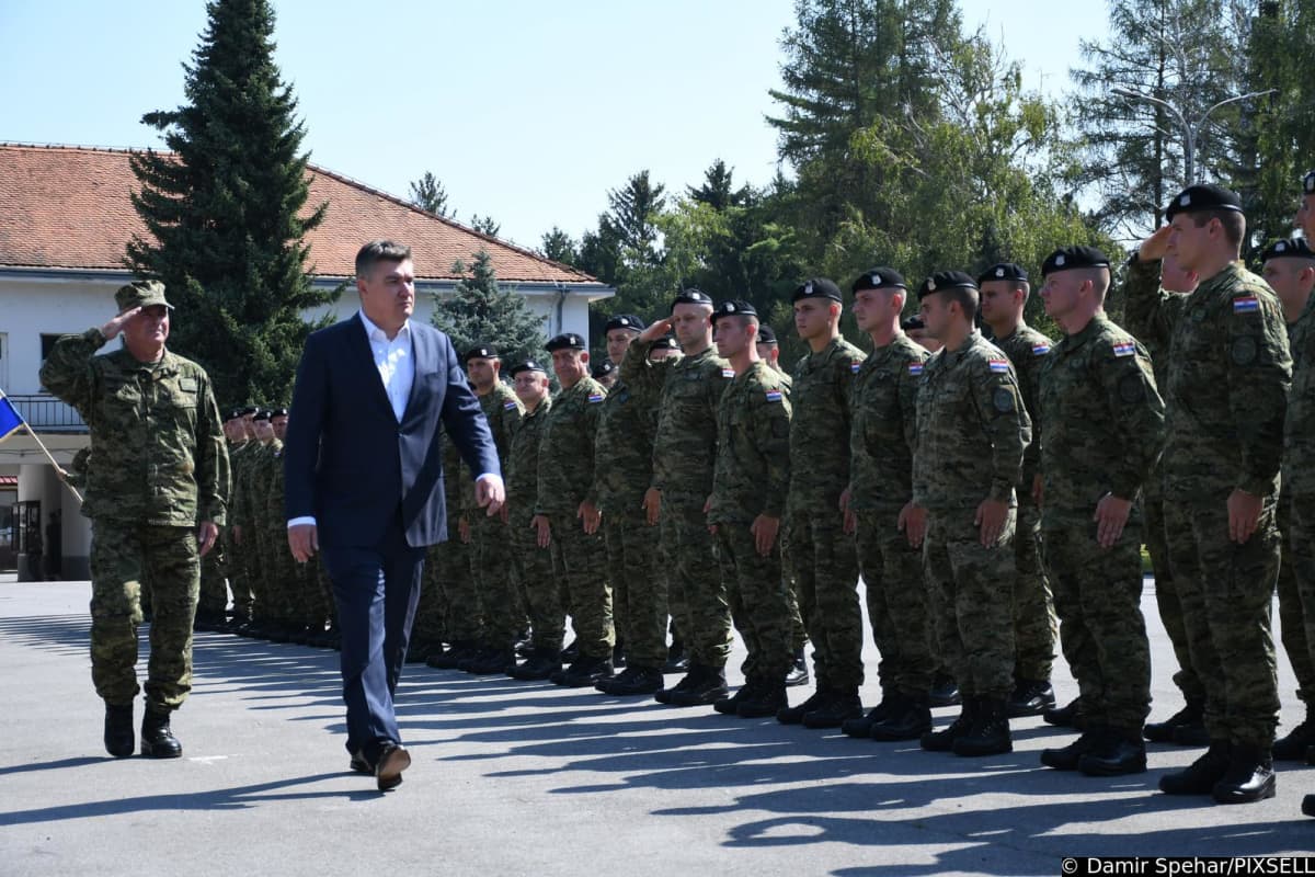Ured Predsjednika: Postignuta suglasnost oko imenovanja na zapovjedna ...