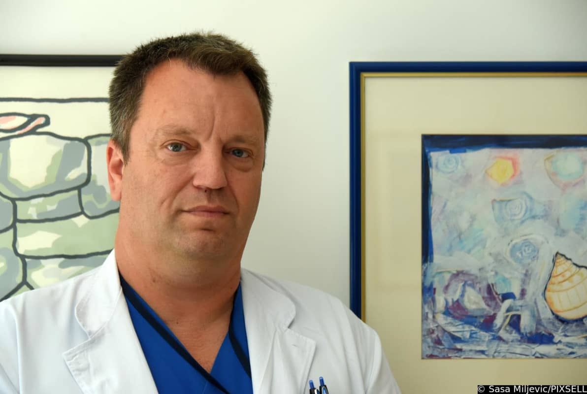 U pulsku bolnicu stiglo neuropedijatrijsko pojačanje sa Srebrnjaka. Dr ...