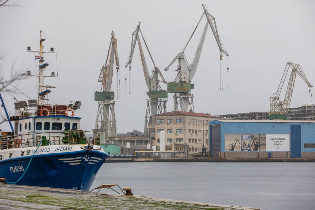 Češki CE Industries koji želi Uljanik, kupuje i tvrtku Luka Rijeka ...