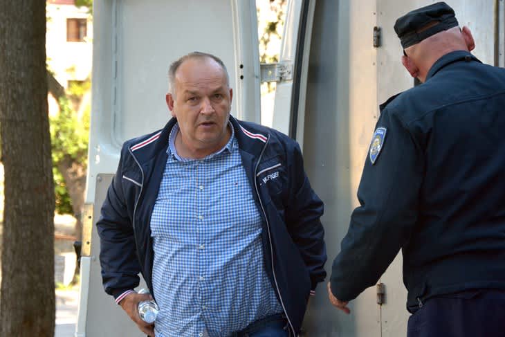 SVE JAČA LJUBAV IDS-A I HDZ-A Lovokradica i svodnik drmaju Rovinjom ...