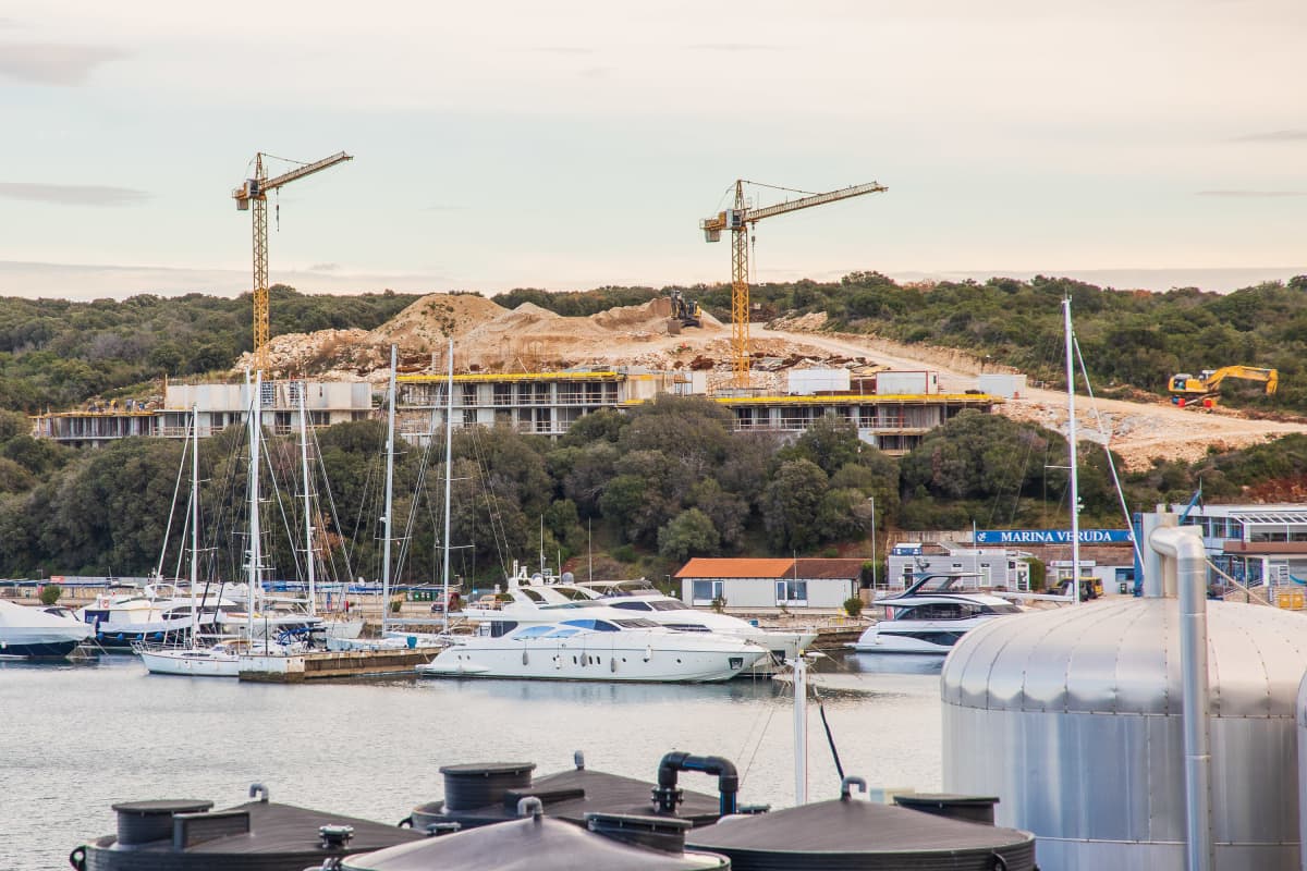 MARINA SKY Marijo Jašarević intenzivno gradi u Pješčanoj uvali - Istra24
