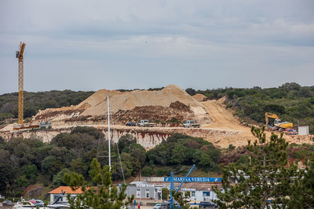 Grad Pula će gradnjom apartmanskog naselja iznad Marine Veruda na ime ...