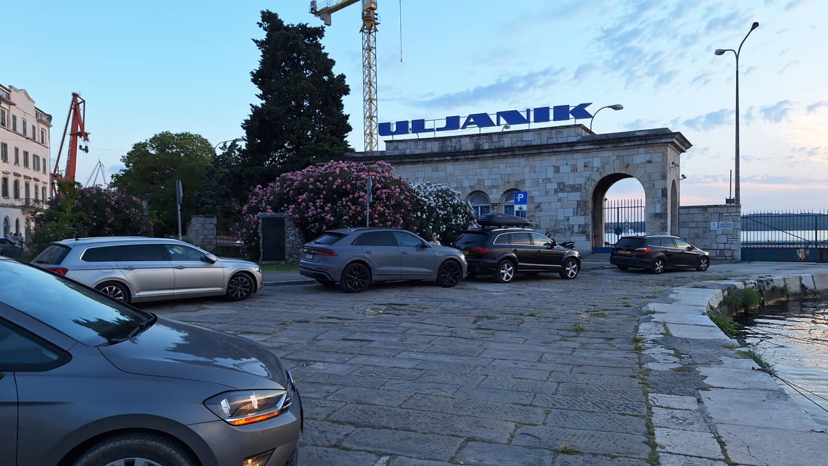 NA ULAZU U ULJANIK Besplatni parking ispred posrnulog pulskog ...
