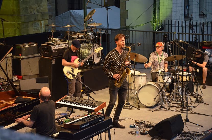 DONNY McCASLIN QUARTET U SUBOTU U PULI Četvorka glazbenih virtuoza ... DONNY McCASLIN QUARTET U SUBOTU U PULI Četvorka glazbenih virtuoza ...