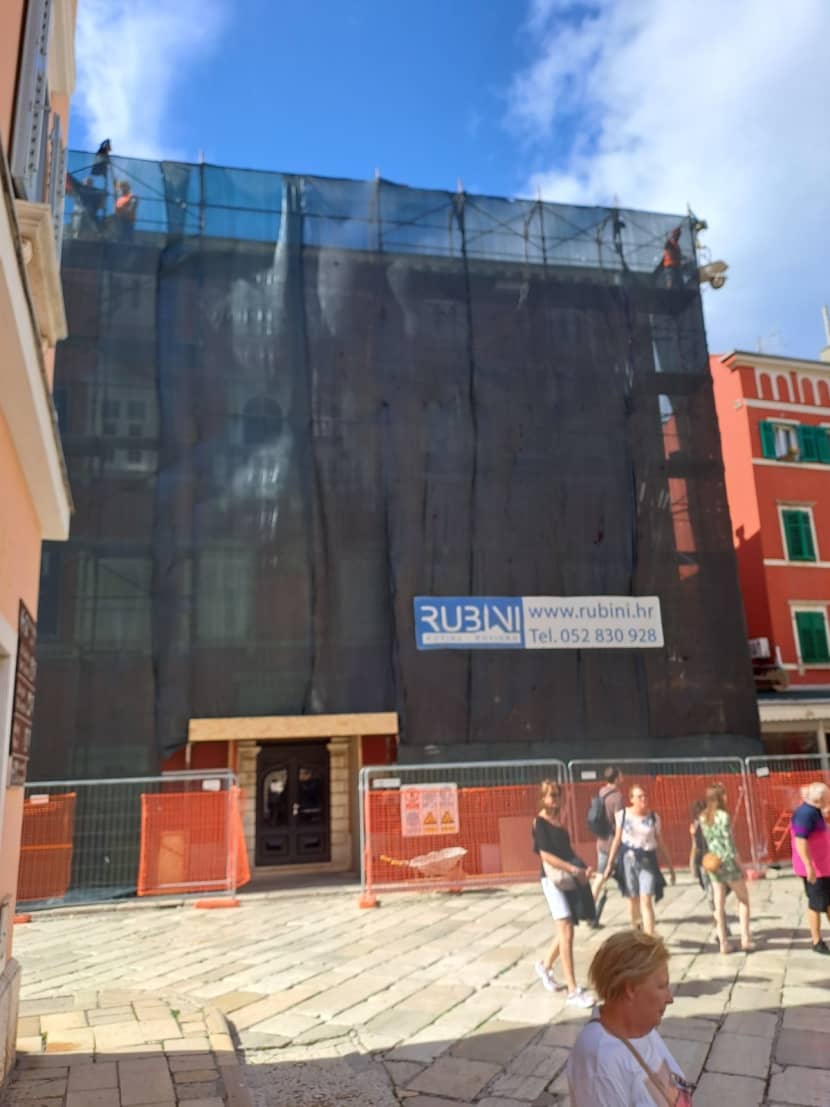ROVINJ U tijeku je sanacija krova barokne Palače Califfi - Istra24