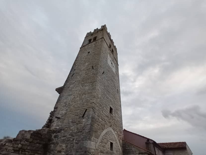 (FOTO) Kad ideš u Sveti Lovreč ideš u Grad. Grad i selo stoje jedan ...