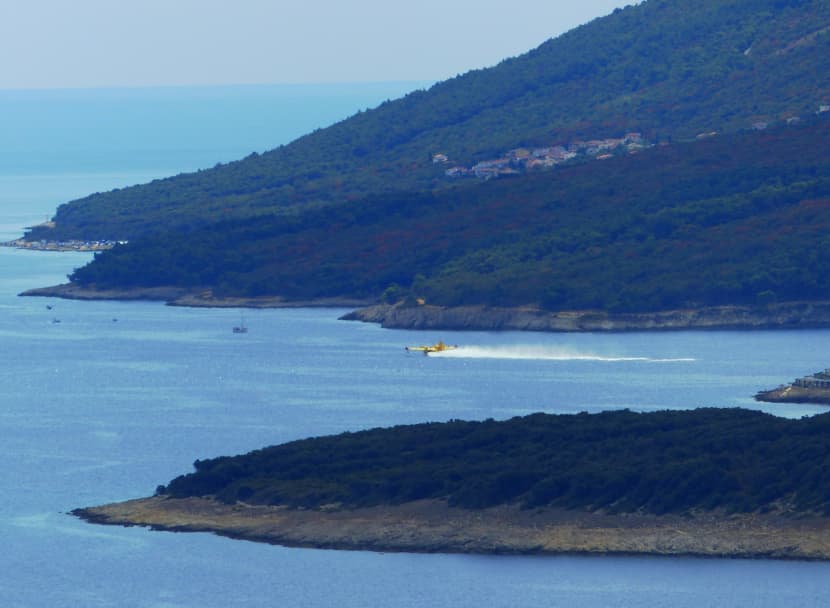 (VIDEO) Lokaliziran požar kod Labina - Istra24