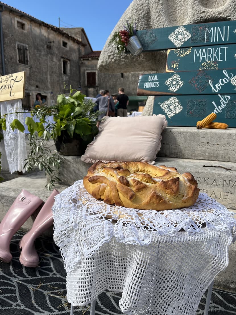 U sklopu manifestacije "Enjoy & Explore Barban tradition" održana Mini ...