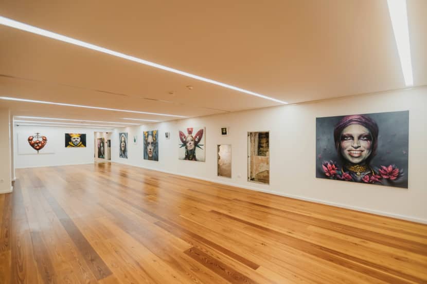 U galeriji Pet kula u Motovunu vođenje kroz izložbu MA DE Eugena ...