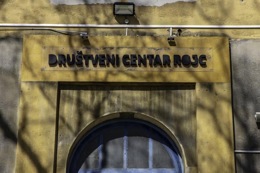 Problematična pulska mladež nakon Rojca okupirala napuštenu Robnu kuću ...